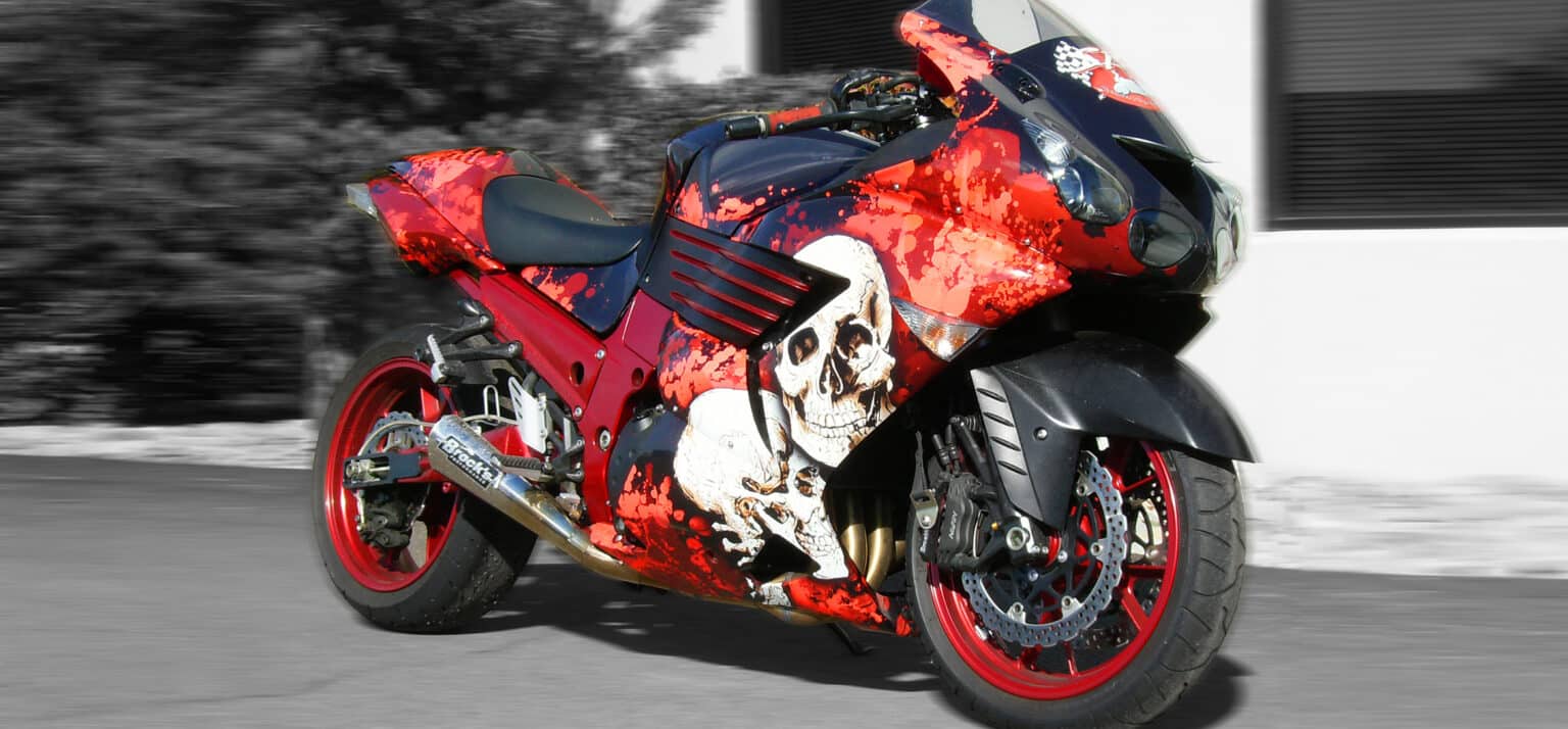 Tips on Installing Custom Motorcycle Graphics | Grafics Unlimited